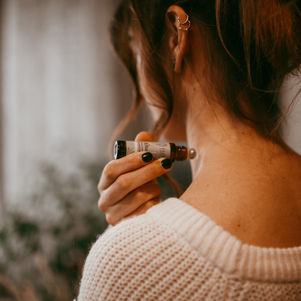 Recover Liniment Roll-On for Sore Muscles & Joints – Flo Aromatherapy